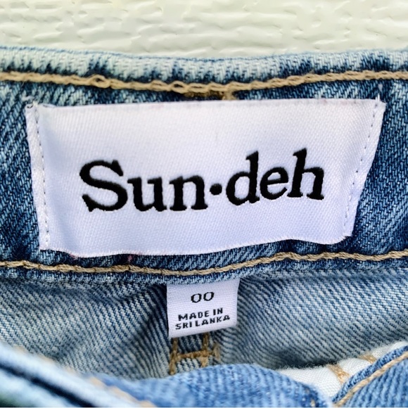 Aritzia | Jeans | Aritzia Sun Deh Jeans | Poshmark